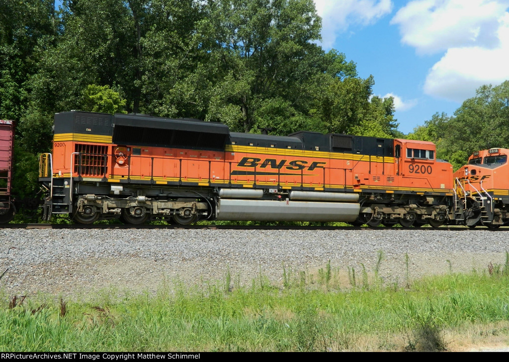 BNSF 9200